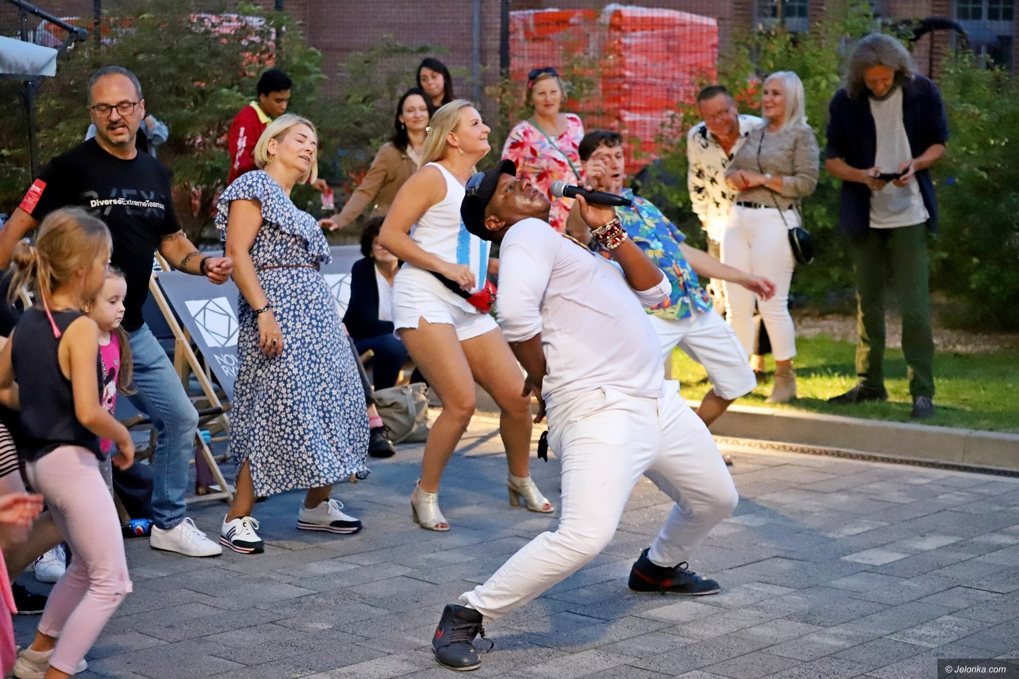 Latynoski wieczór przy Nowym Rynku - Jelonka.com - wiadomości Jelenia Góra