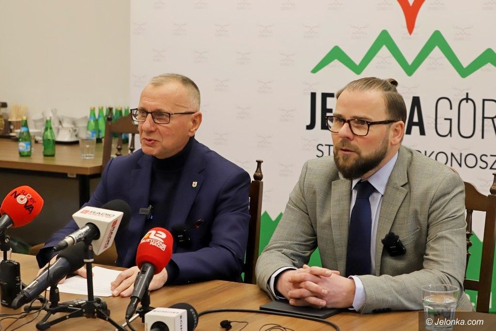 Prezydent Łużniak o akcji prokuratury i policji w Urzędzie Miasta - Jelonka.com - wiadomości ...
