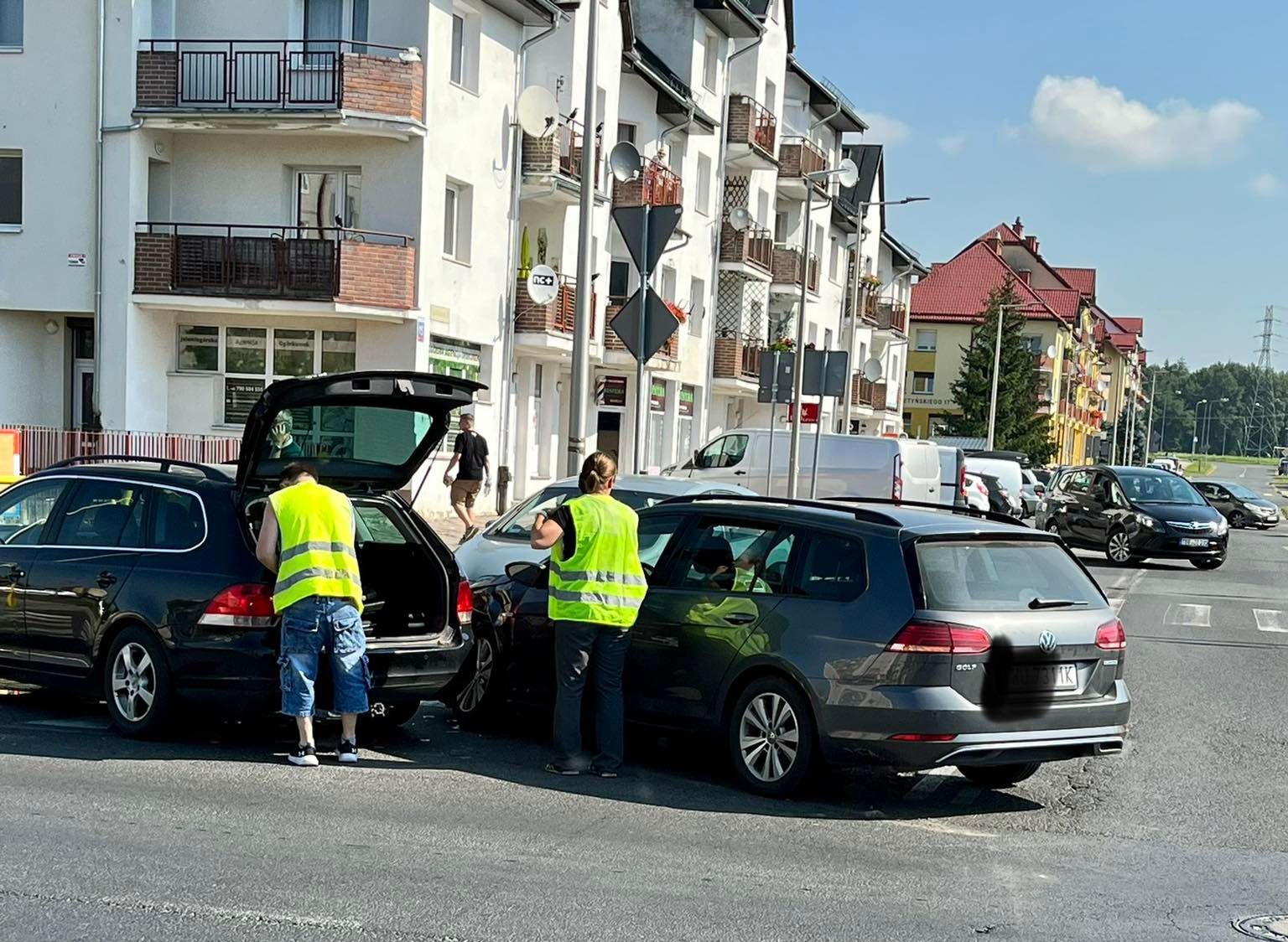 Kolizja na Zabobrzu - Jelonka.com - wiadomości Jelenia Góra