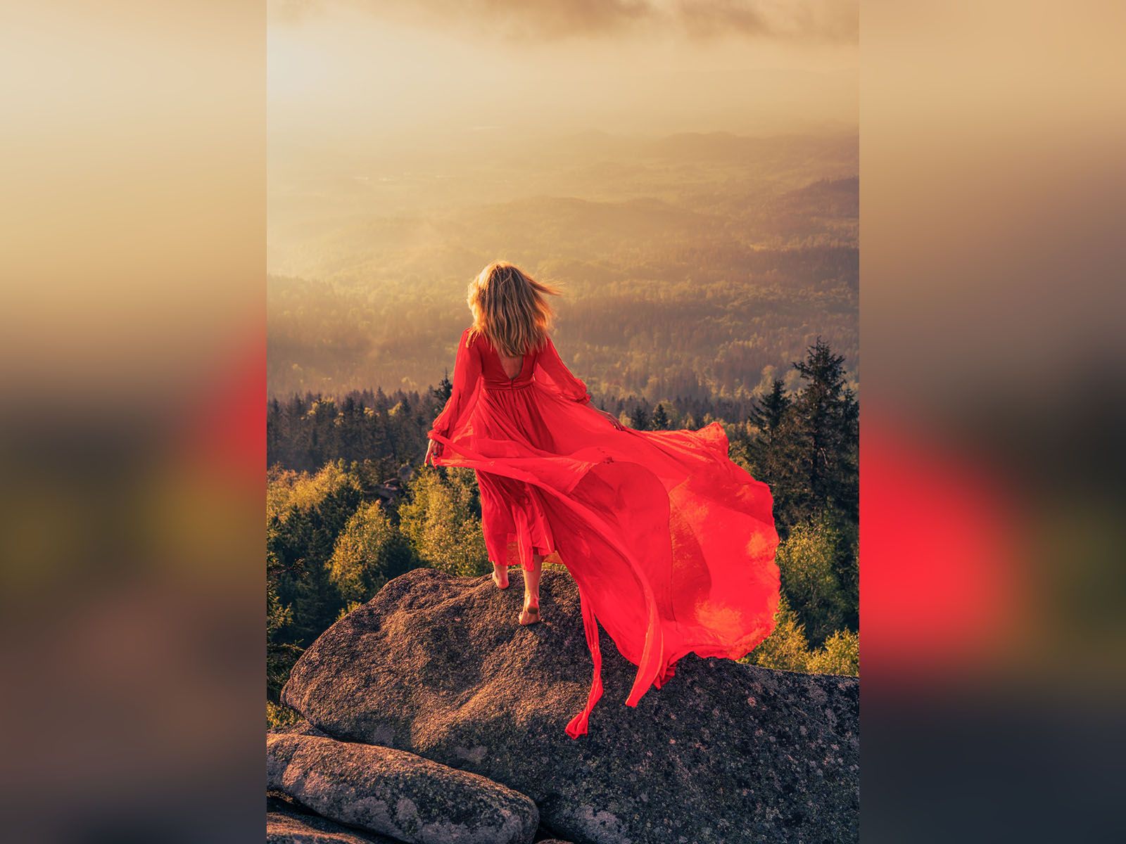 Włóczykij w czerwonej sukience - Jelonka.com - wiadomości Sobieszów