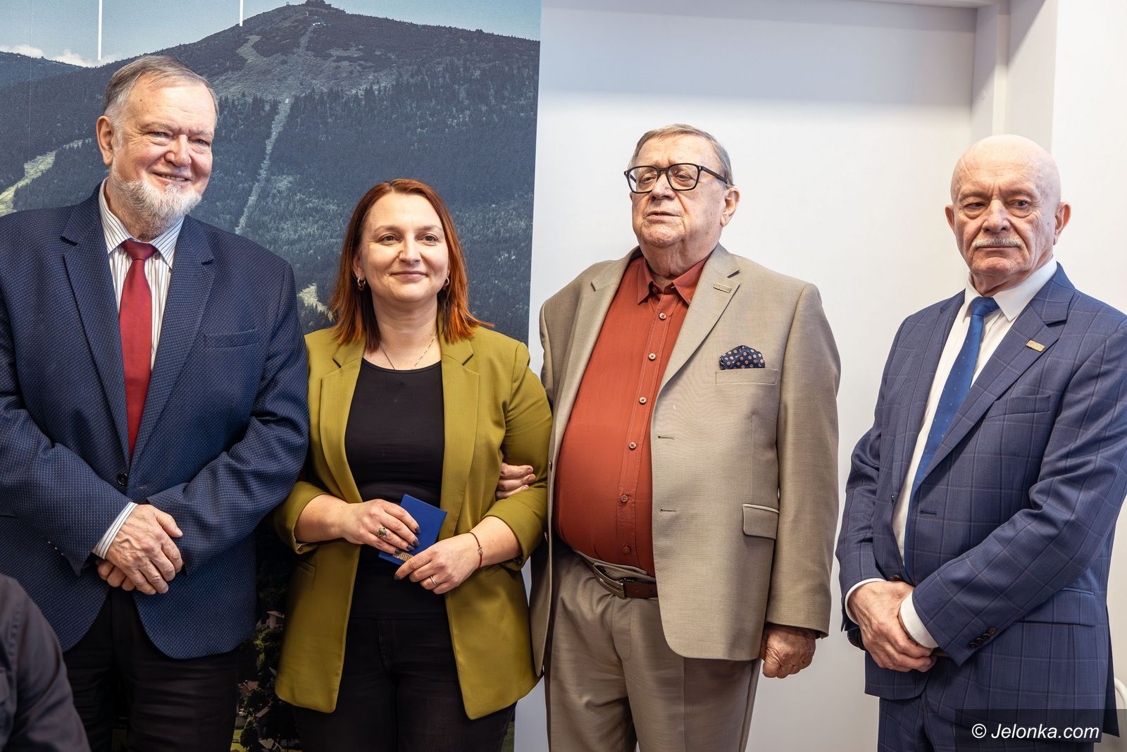 KSONiS nagradza swoich przyjaciół - Jelonka.com - wiadomości Jelenia Góra